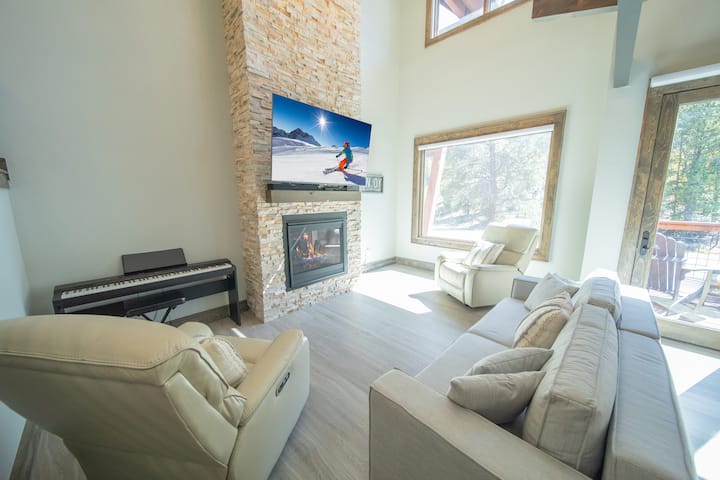 Townhome With A Free Shuttle And Private Laundry - Keystone, CO