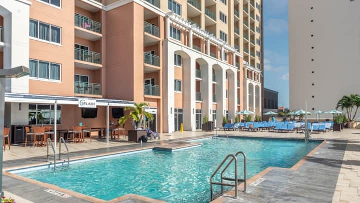 Marriotts Beachplace Towers - Studio - Fort Lauderdale, FL