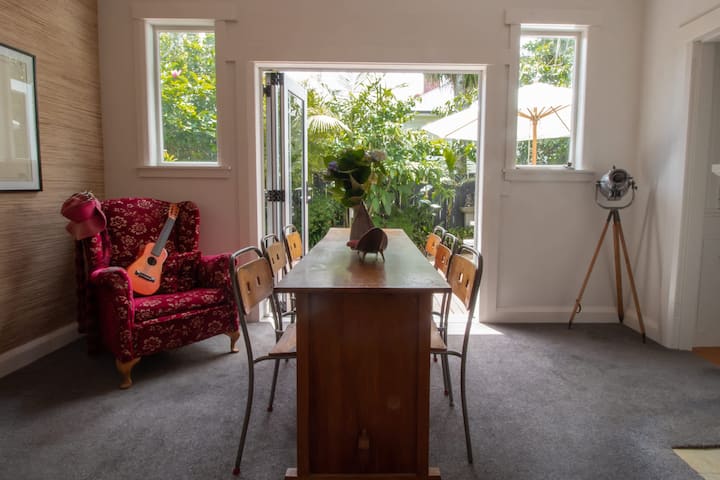 Charming 1930s Bungalow In New Plymouth - Taranaki