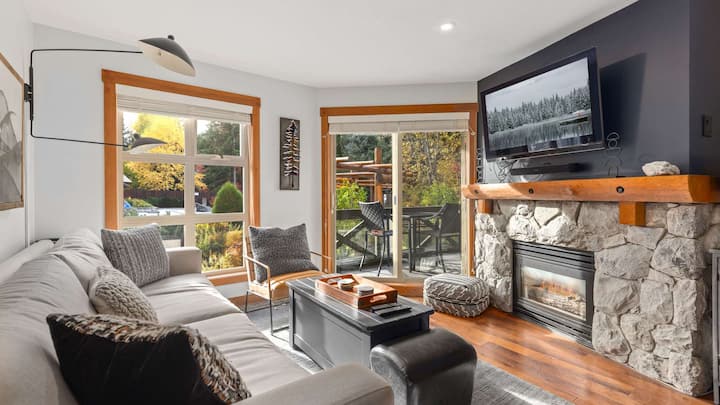 Lost Lake Lodge - 1 Bedroom - #107 - Whistler