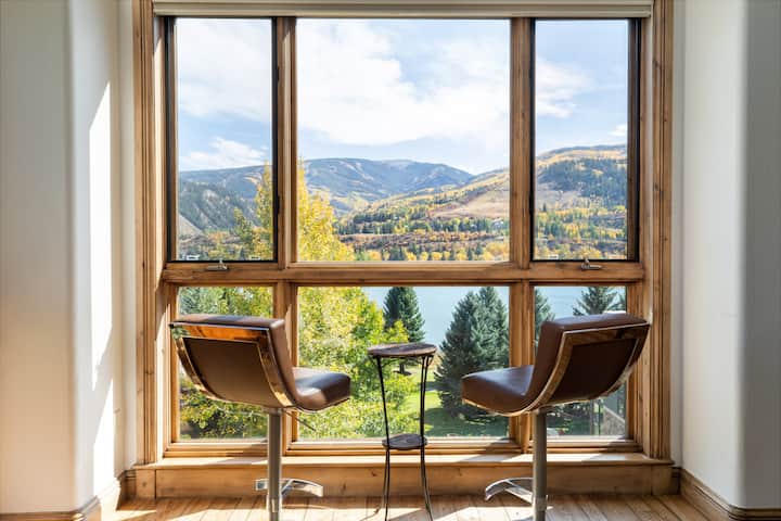 Panoramic Mtn View Penthouse! Pool & Hot-tub, A/c! - Edwards, CO