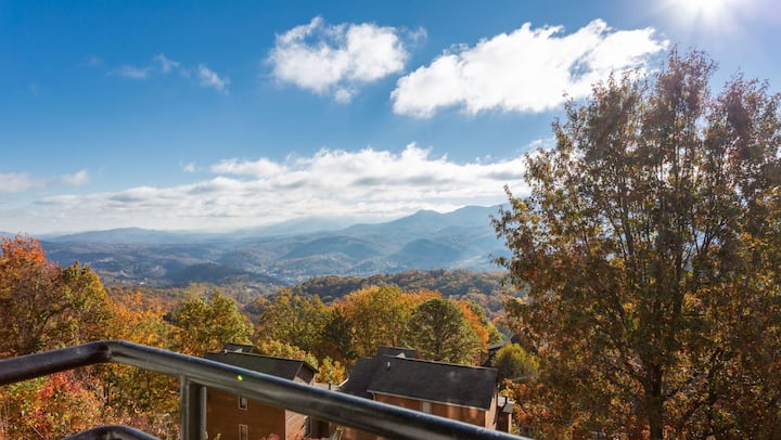 Huge Mt. Leconte View/indoor Pool & Hottub/updated - Gatlinburg, TN