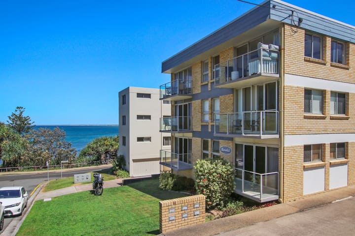 Rosalie Unit 1, 4 Margaret St, Kings Beach - Caloundra