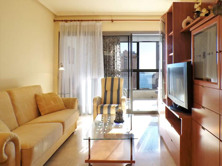 Appartement De Deux Chambres Avec Piscine - 베니도름