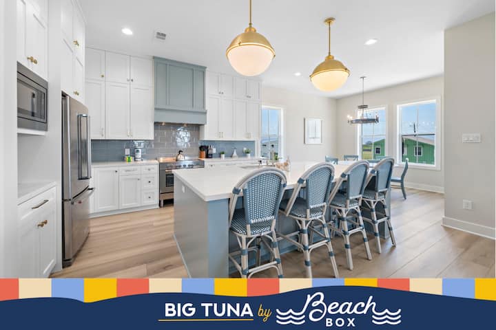 Grand Beach House Close To The Beach - Galveston Island, TX