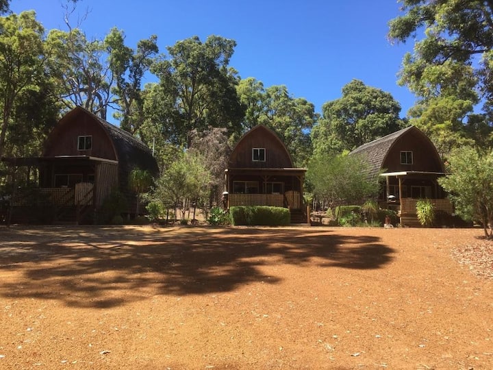 Cedar Cabin In The Woods - Western Australia