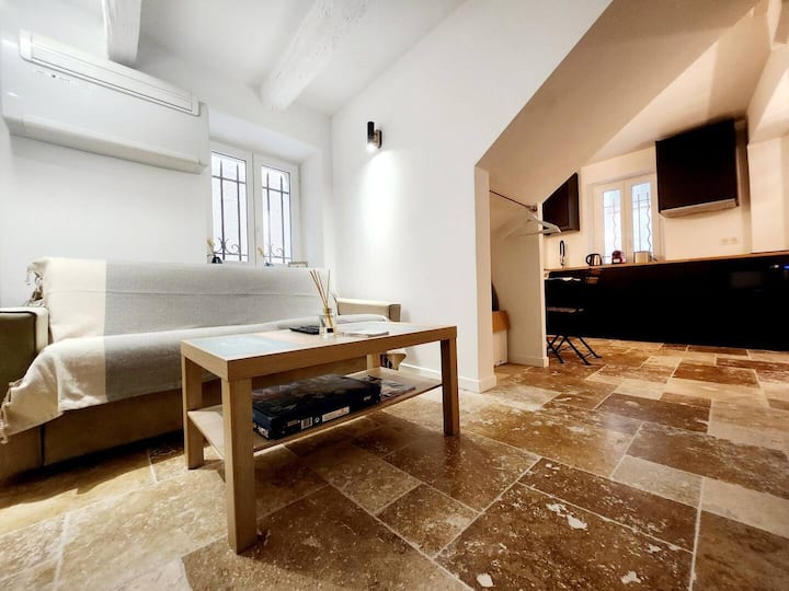 Le Bardos Provençal - T2 Proche De La Plage - Antibes