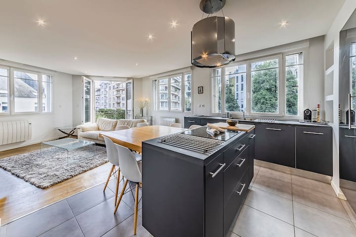 Le Balzac - 2 Chambres - Proche Place De Bretagne - Rennes