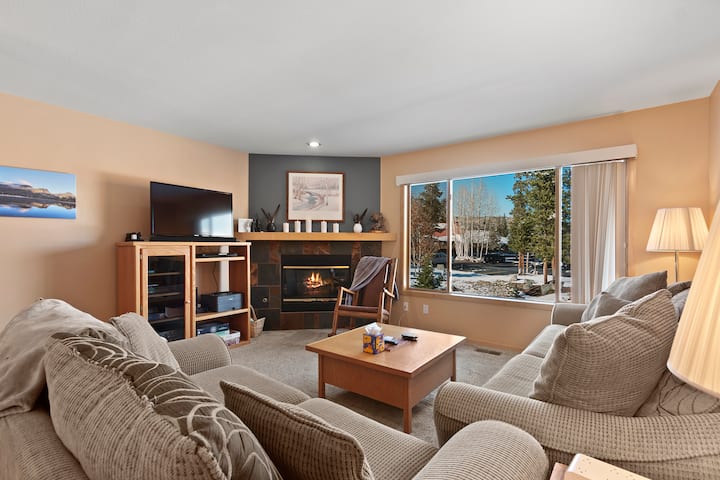 Your Perfect Alpine Retreat In Frisco, Co - Frisco, CO