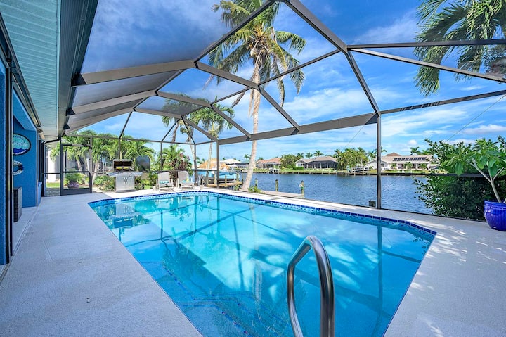 Sunset Pier - Cozy Waterfront Vacation Rental Cape - Cape Coral, FL