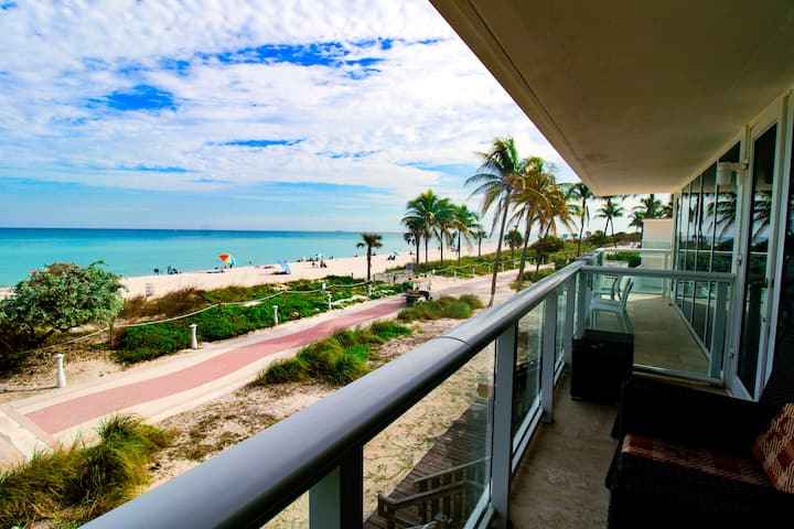 Castle Bth2 Beach Townhouse, Free Parking - Miami Beach, FL