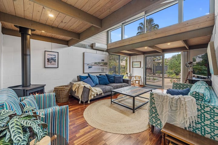 A Sand And Sea Retreat - 150m From Beach - Inverloch