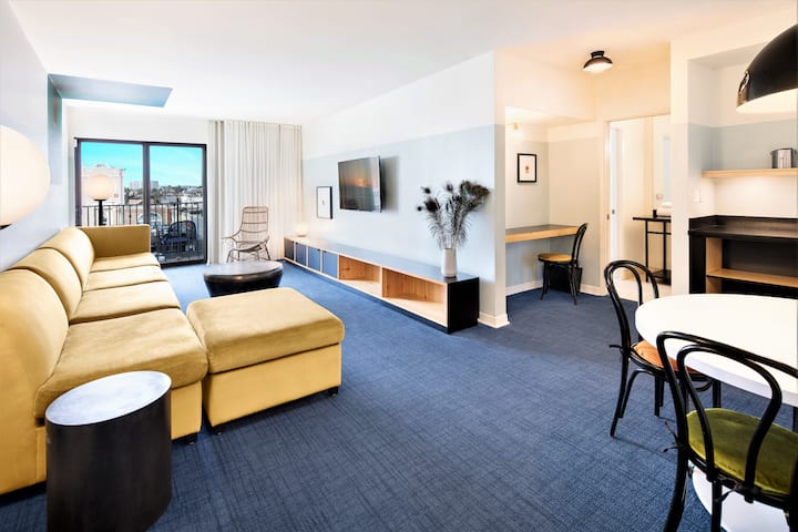 Ocean Wonder | Museums . Private Suite - Santa Monica, CA