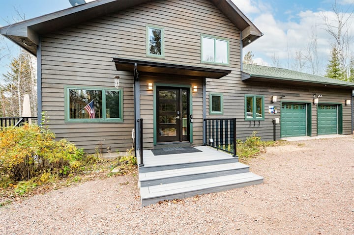 Trailside Hideaway: Fireplace, Arcade,trails,petok - Grand Marais