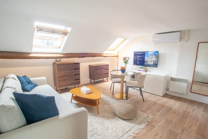 Madeleine Opéra - Charmant Appart. Sous Les Toits - París