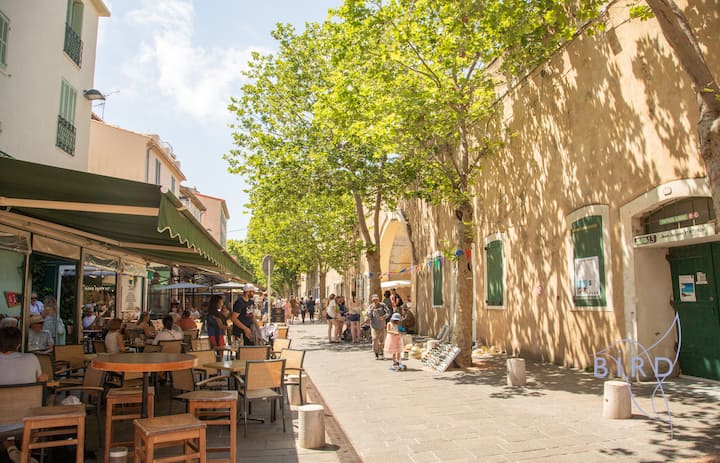 Grand Duplex Au Coeur Du Viel Antibes - Antibes