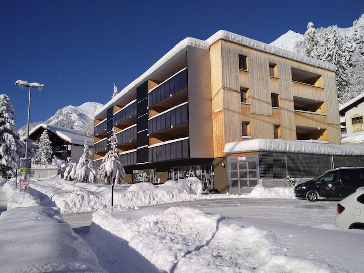 Modernes Apt. Zentral+balkon+fitnessstudio Im Haus - Wald am Arlberg