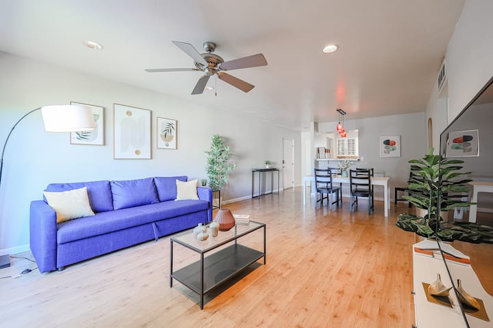 Grand Full 2 Br Condo W/heated Pool Across Mall - Scottsdale, AZ