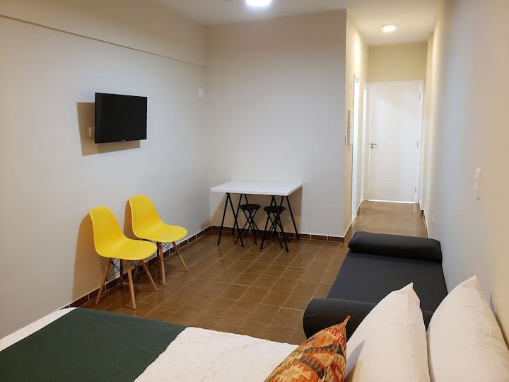 Flat 01 Quadra Praia Pitangueiras Boulevard 1410 - Guarujá