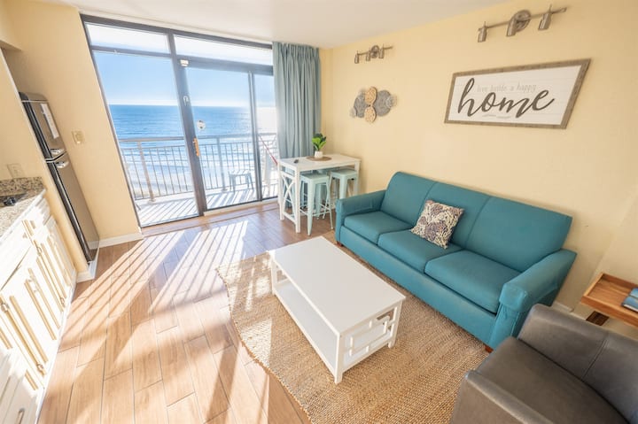Oceanfront Views, Recently Renovated Kitchen,pools - North Myrtle Beach, SC