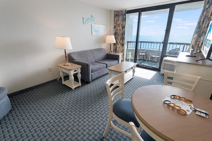 Recently Renovated, Oceanfront View, Heated Pools! - Myrtle Beach, SC