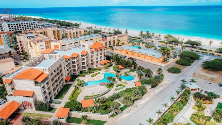 Lujoso Apartamento En Oasis Aruba - Aruba