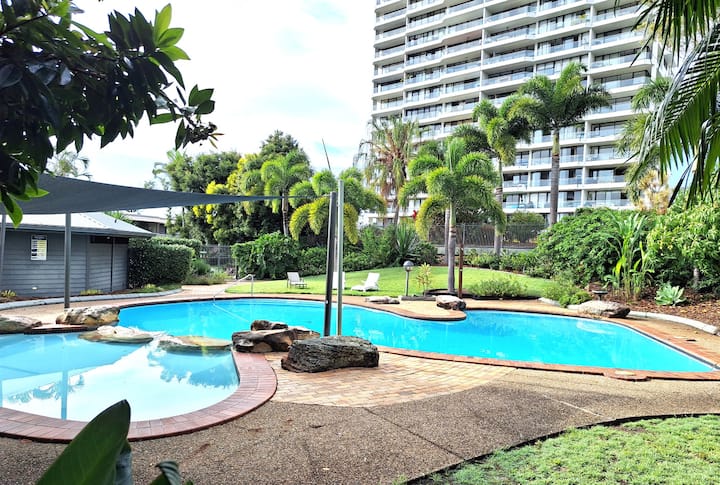 Supa Sized 3 Bedroom 2 Bath - Broadbeach