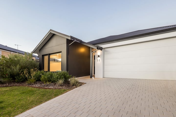 Pet-friendly. Bright And Spacious Dunsborough Home - Yallingup