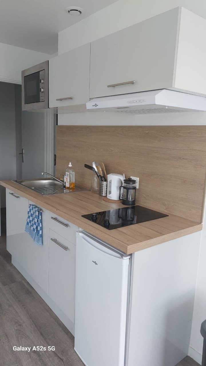 Ser3 Votre F2 Avec Wifi Et Parking à - ibis budget Rouen Parc des Expos Zenith