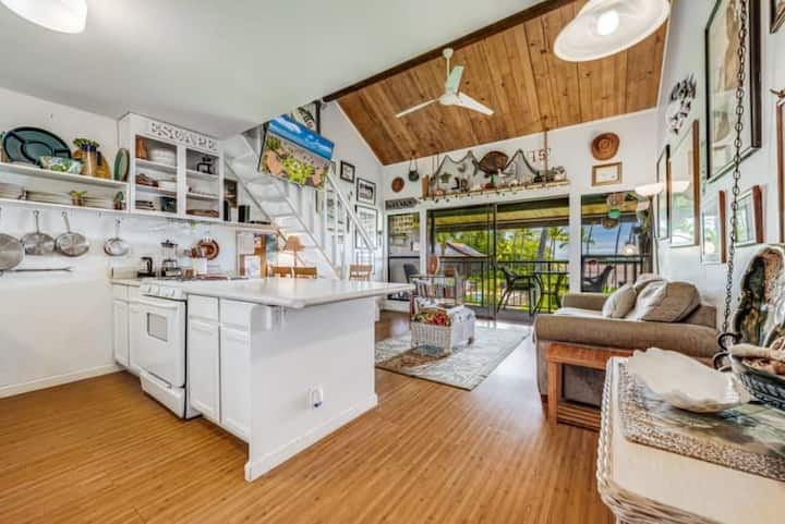 Ocean Front Retreat W/kitchen-molokai Shores A308 - Kaunakakai, HI
