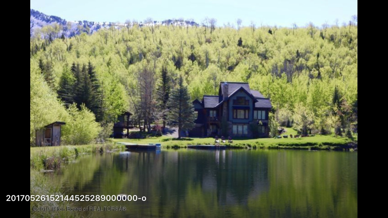 Star Valley Castle with a Private Pond - Houses for Rent in Smoot ...