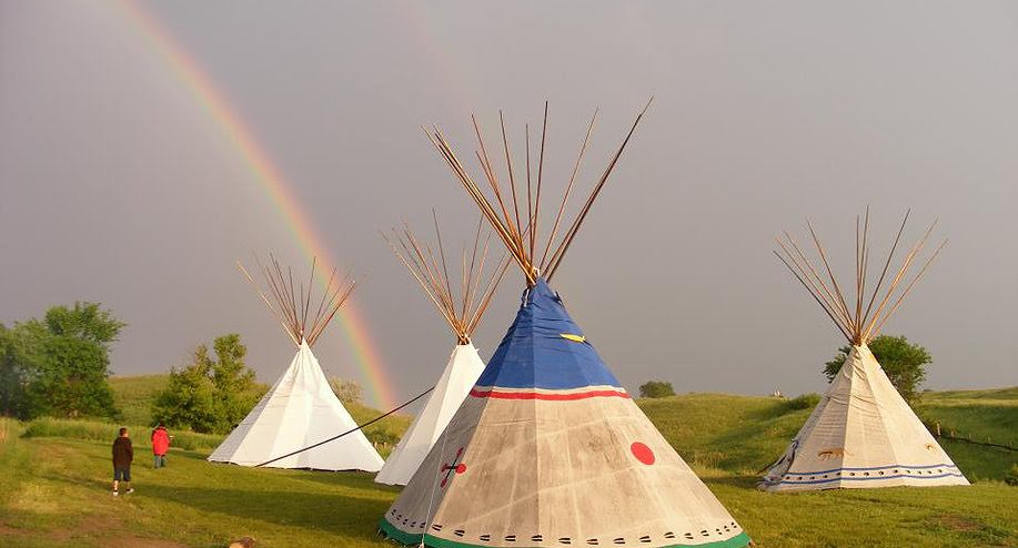 Authentic Lakota Tipi - Campsites for Rent in Herrick, South Dakota ...