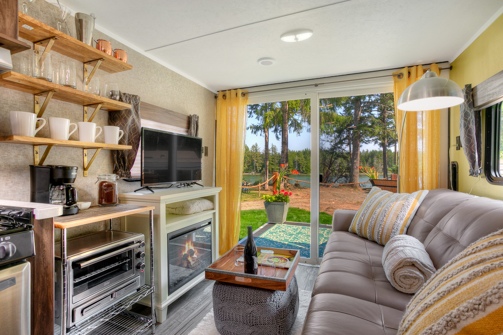 Waterfront Modern Glamping! Hot tub, kayak, SUP! - Campers/RVs for Rent ...