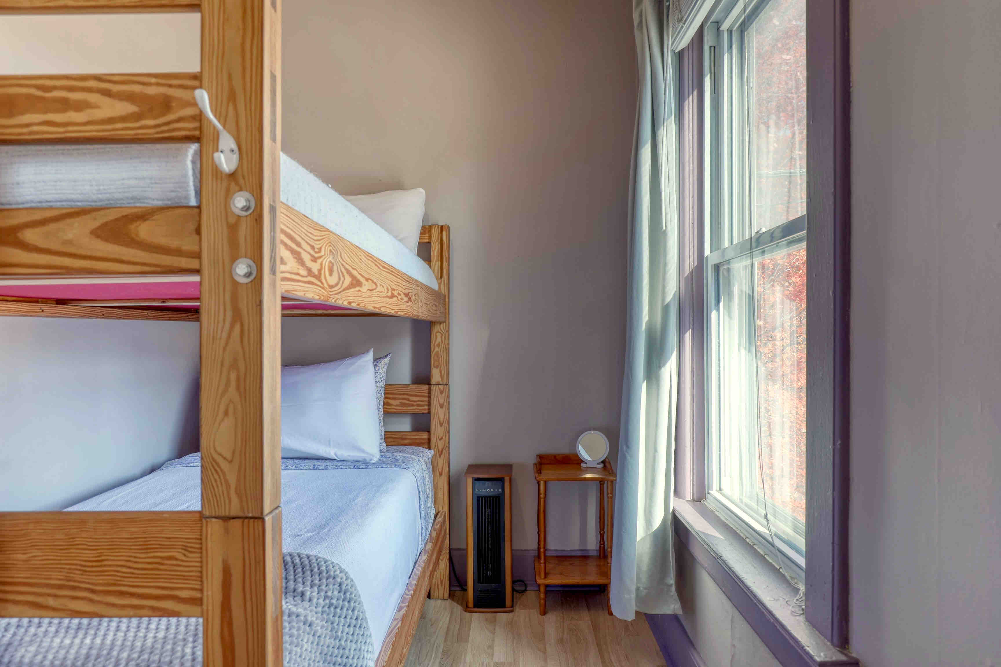 Sunny Spacious Multi-Family AirBnB with Patio & AC - Houses for Rent in ...