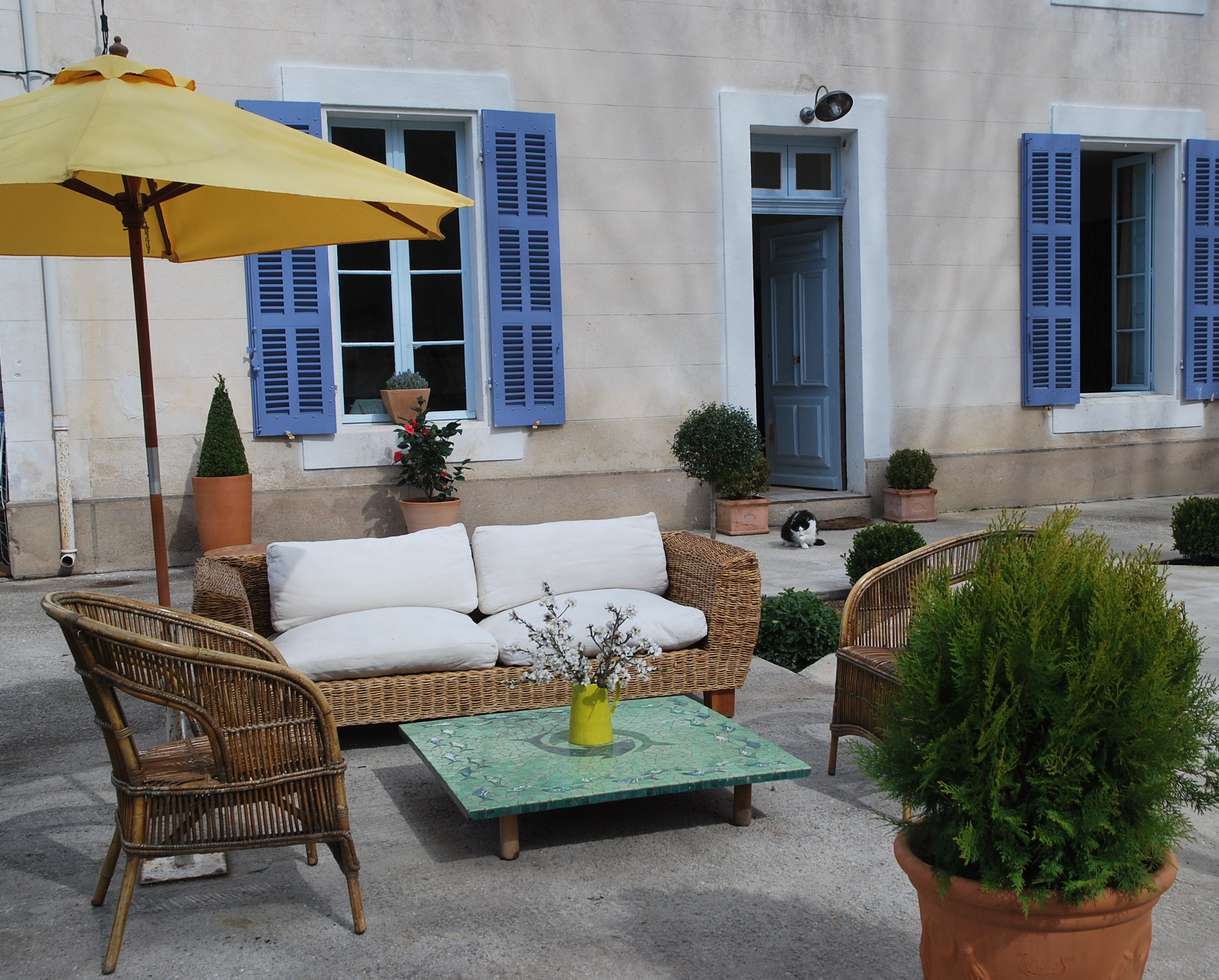 A Bastide in the Luberon, Provence - Guesthouses for Rent in Grambois ...