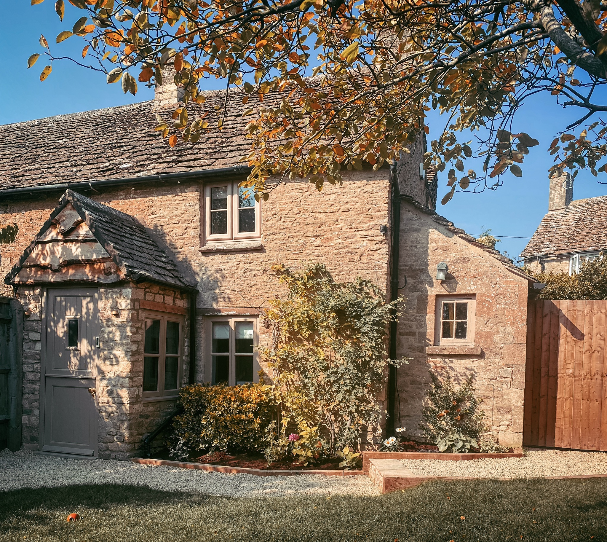 Lavender Cottage - Cosy Cotswold Retreat - Cottages for Rent in Poulton ...
