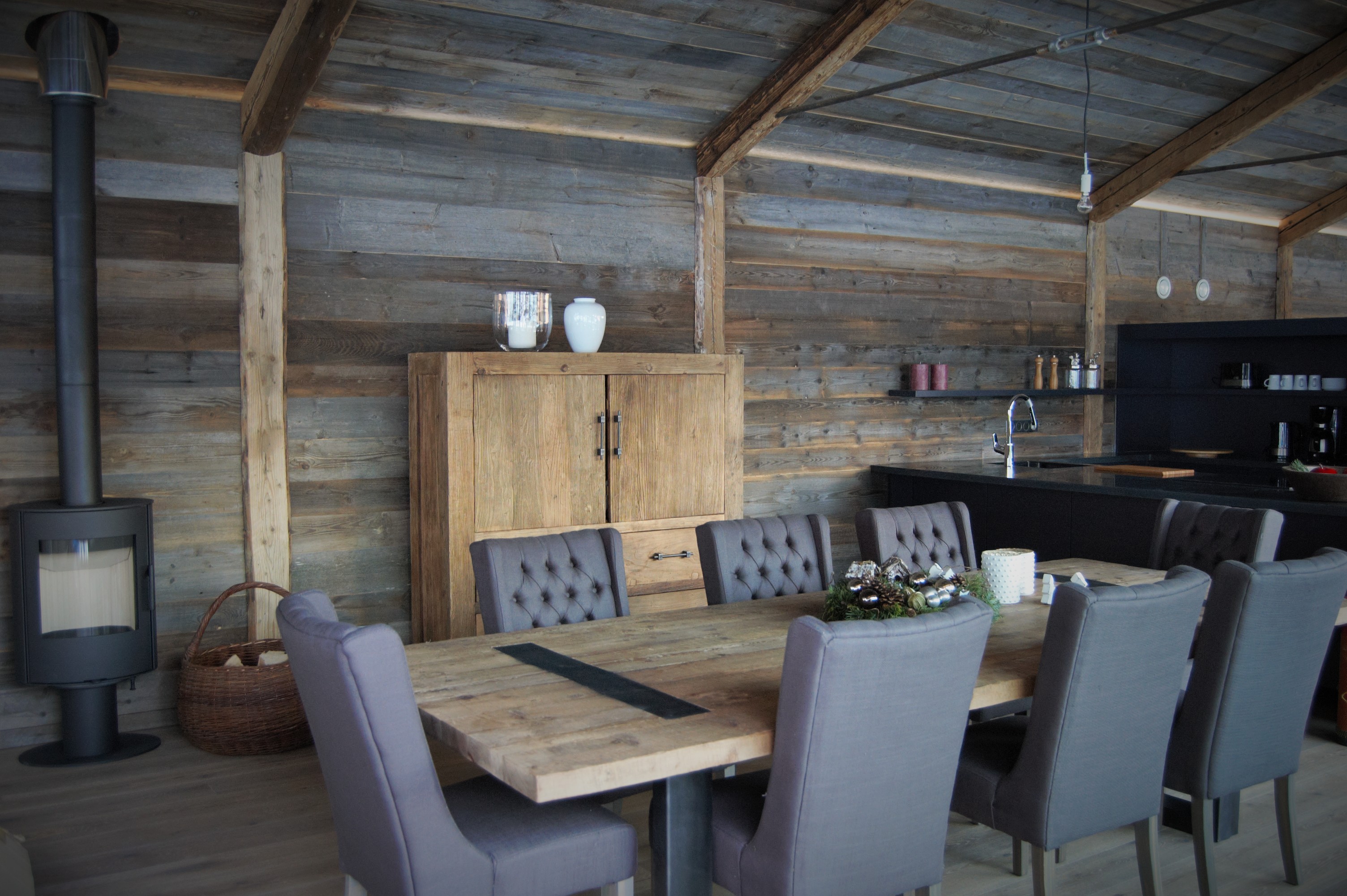 Unique loft-style chalet with amazing views - Chalets for Rent in ...