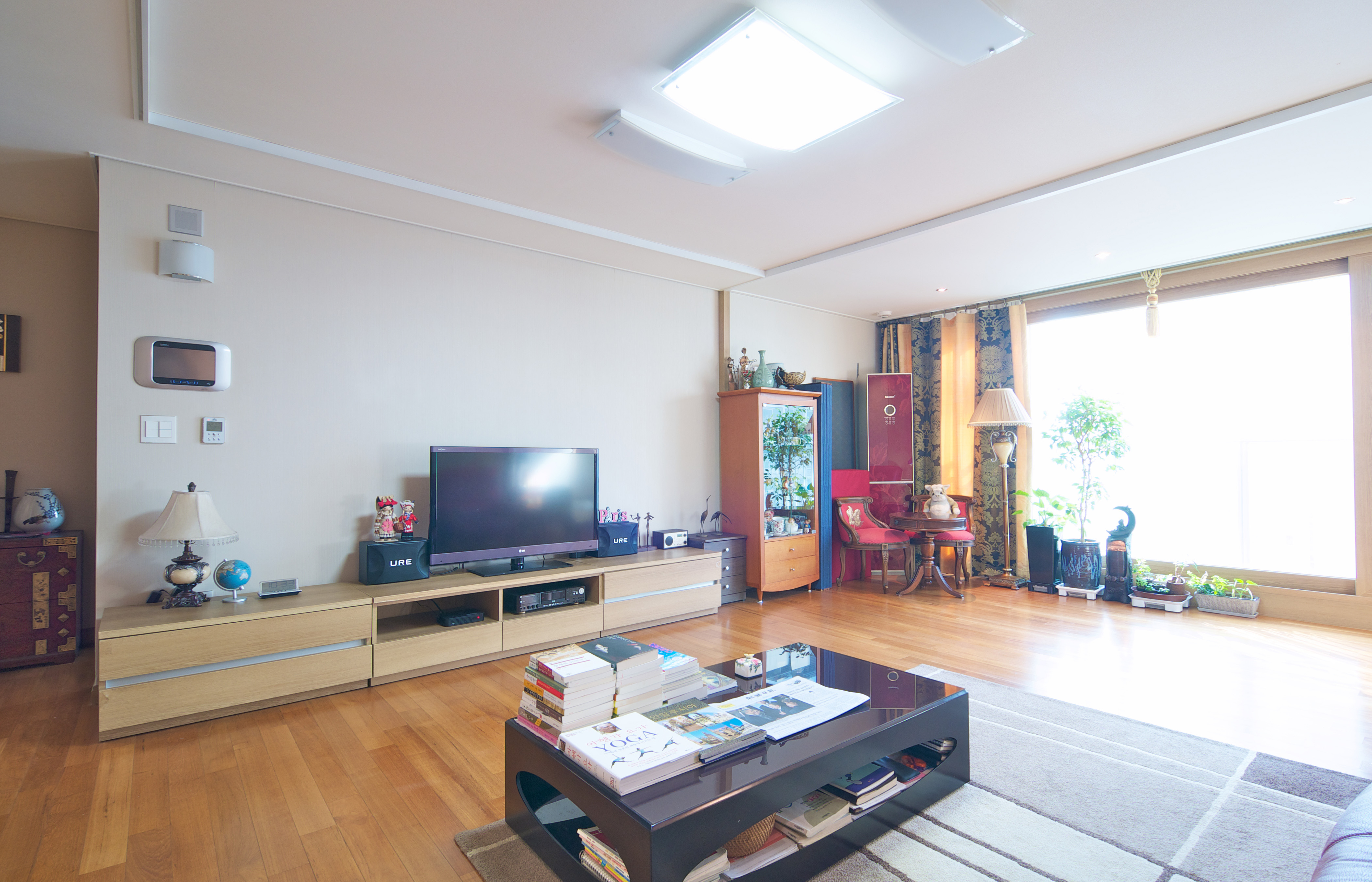 Best Location Luxurious Apartment - Condominiums for Rent in KR, South ...