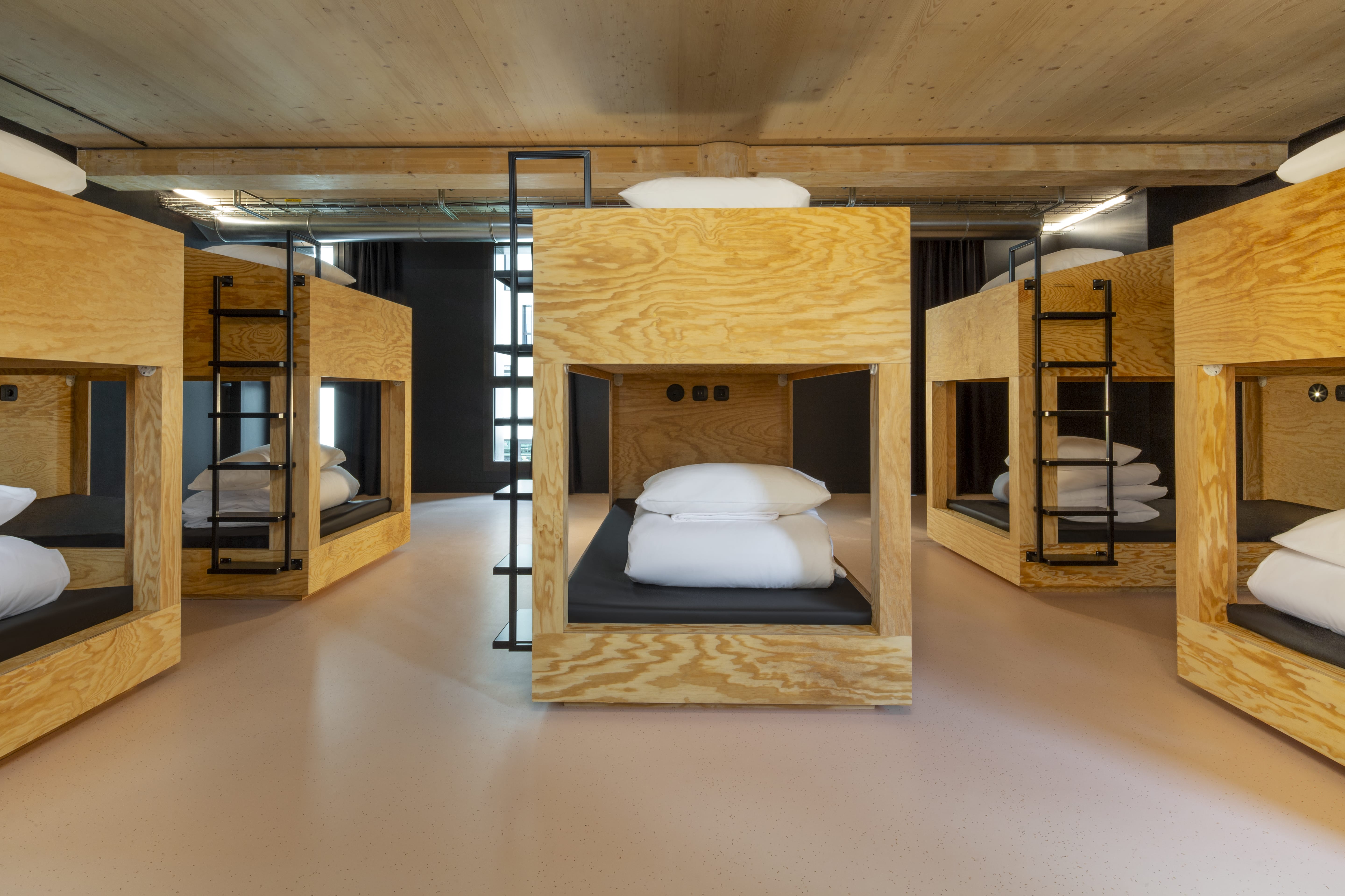 JO&JOE - 12 Beds Private Dorm - Gentilly, France | Airbnb - Airbnb