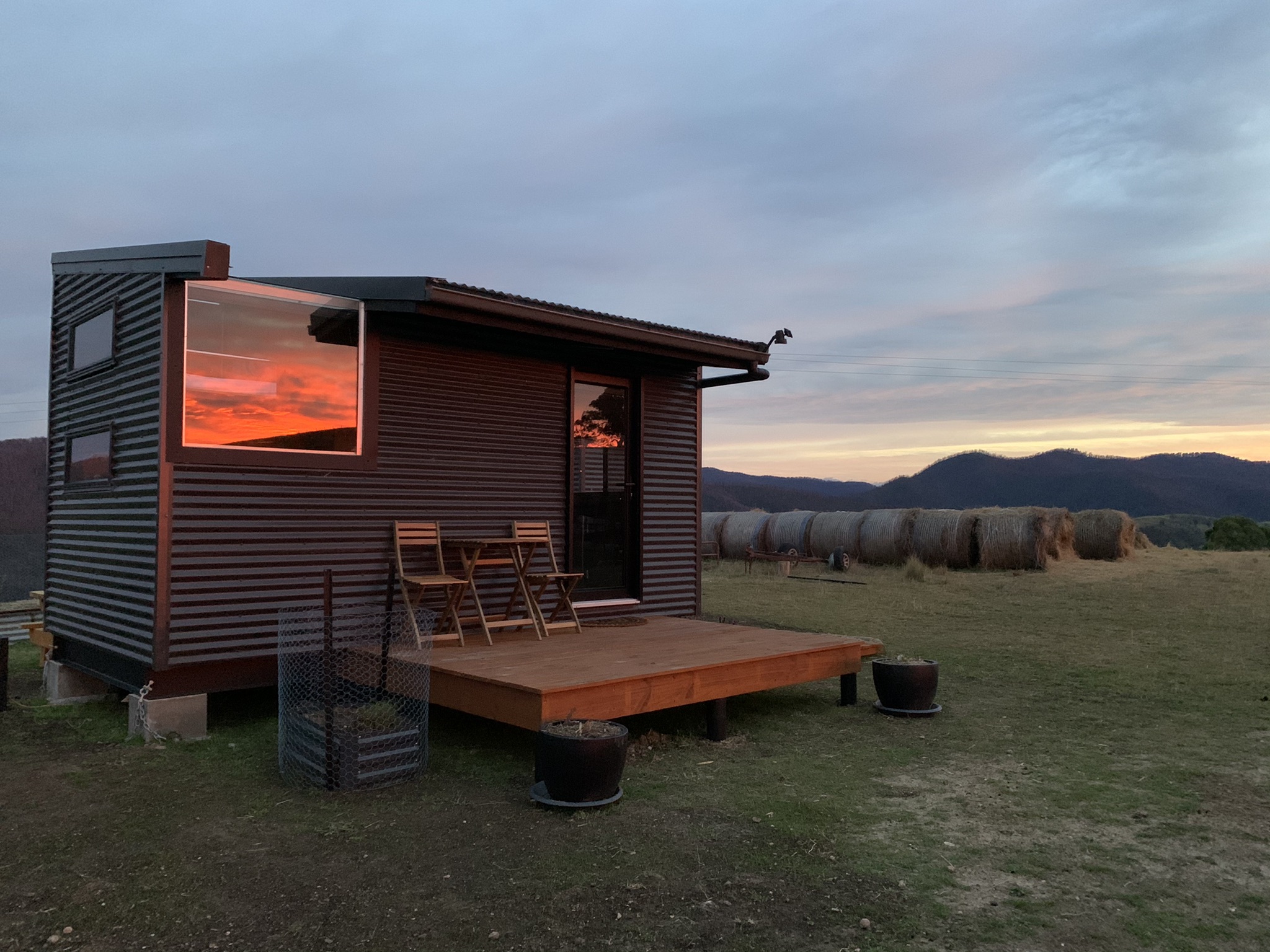 ‘Hill Top’. Tiny House, Farm Stay, Glamping. - Farm stays for Rent in ...