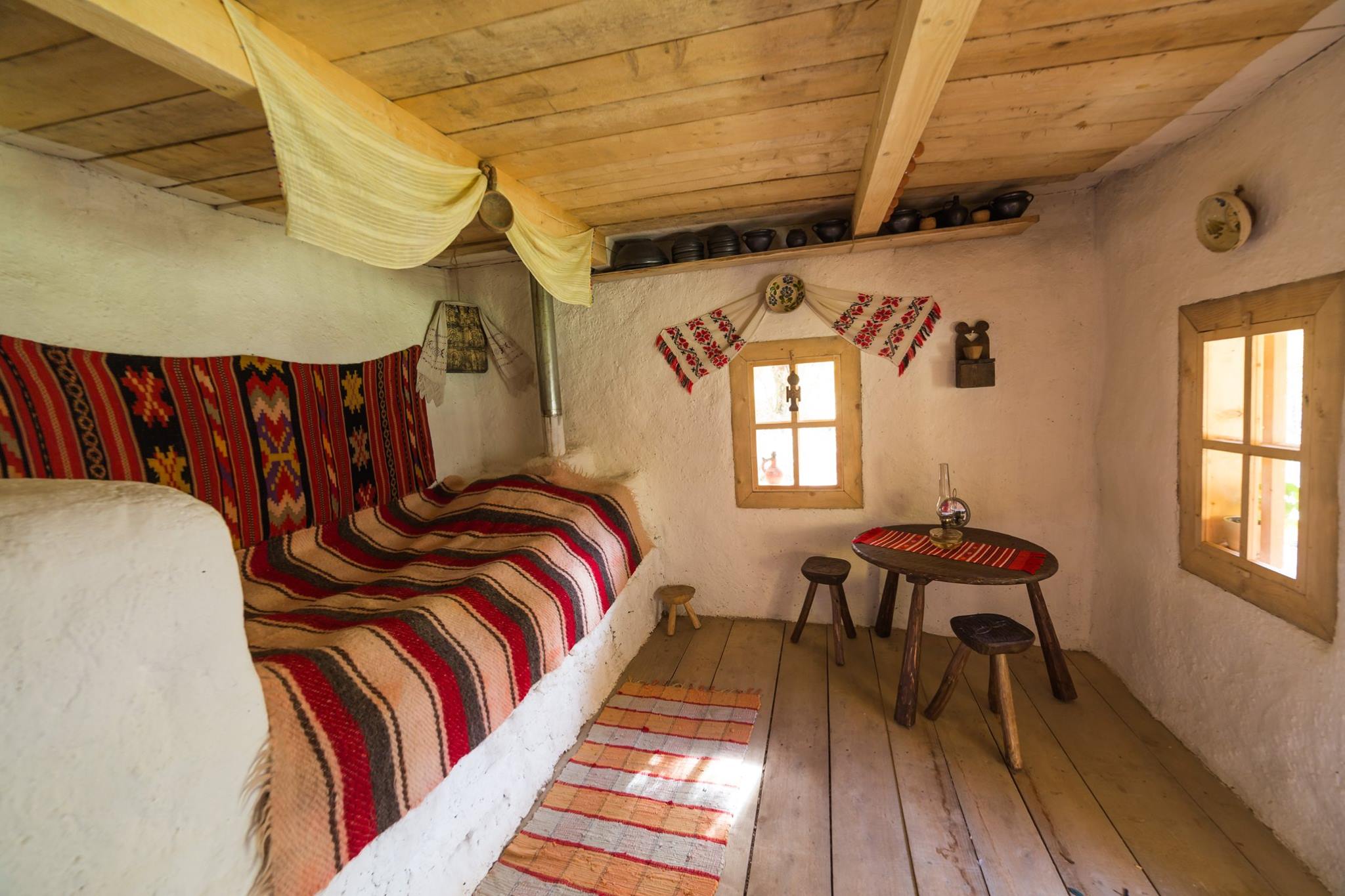 Cheia - the old village in the Apuseni mountains - Huts for Rent in ...