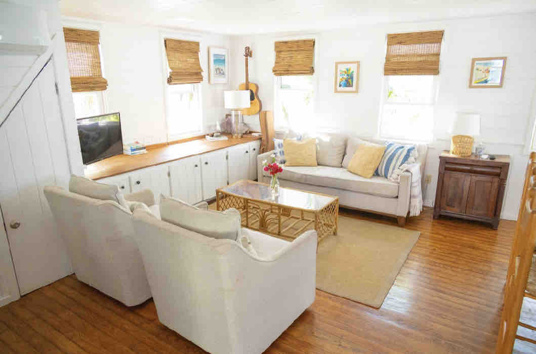 Yellow Bird Cottage in Hopetown Settlement - Cottages for Rent in Elbow ...