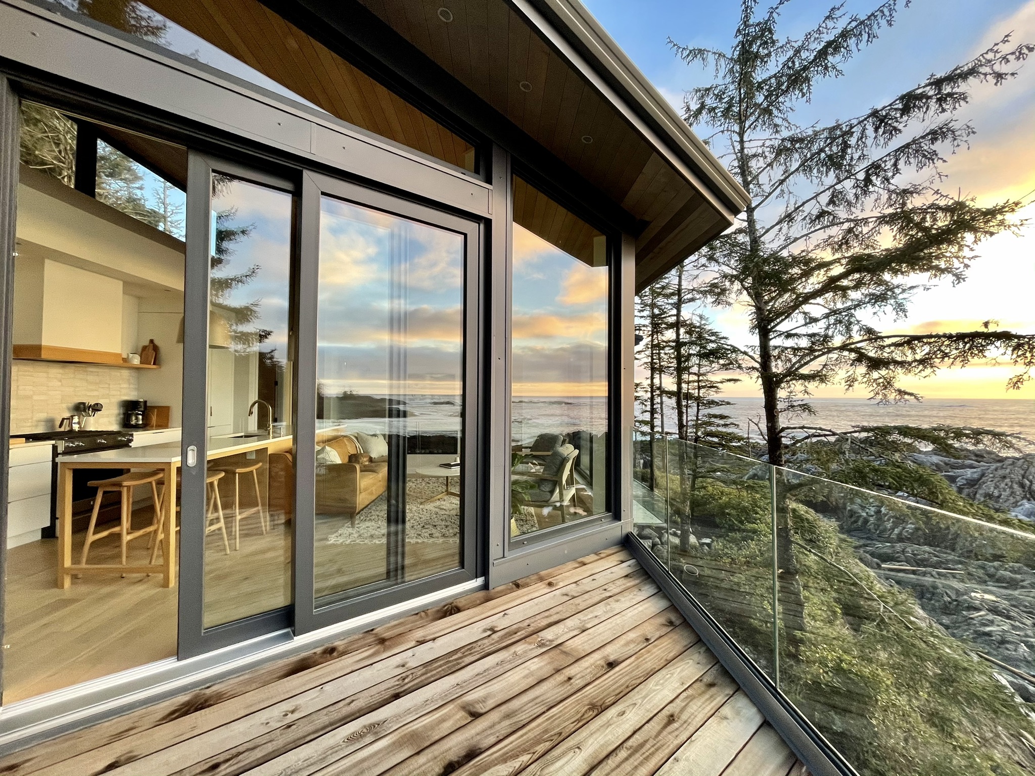 SALTWOOD - The Trees - w/ Hot Tub - Guesthouses for Rent in Ucluelet ...