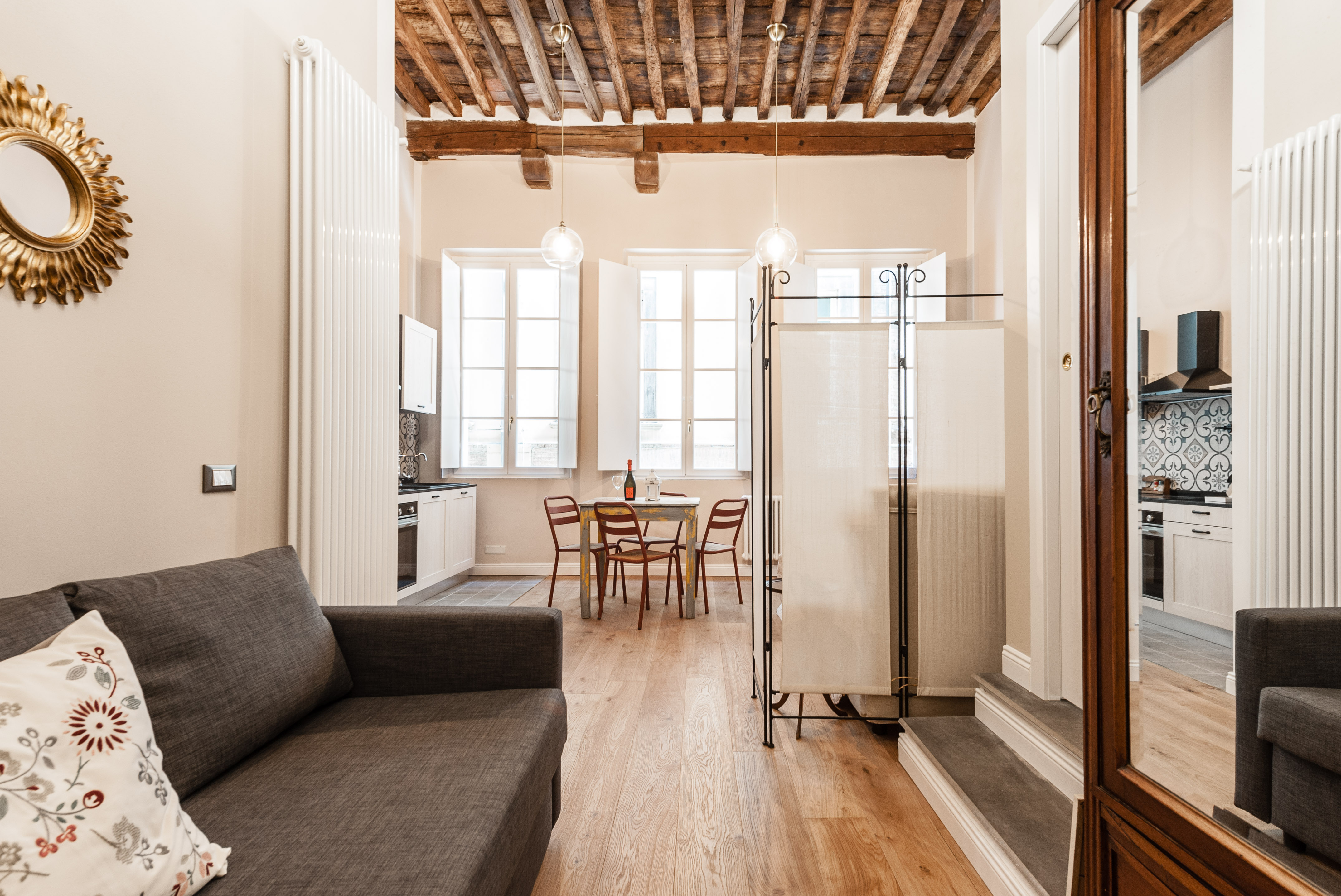 Historic center, "The shell" - Apartments for Rent in Lucca, Tuscany, Italy