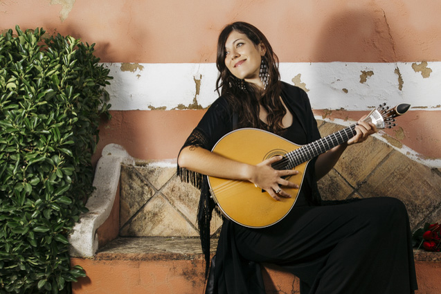 Tour Fado Vadio with a Fado Singer - Airbnb