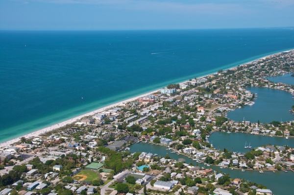 Camaron Cove Condo ON THE BEACH *BEAUTIFUL VIEWS* - Condominiums for ...