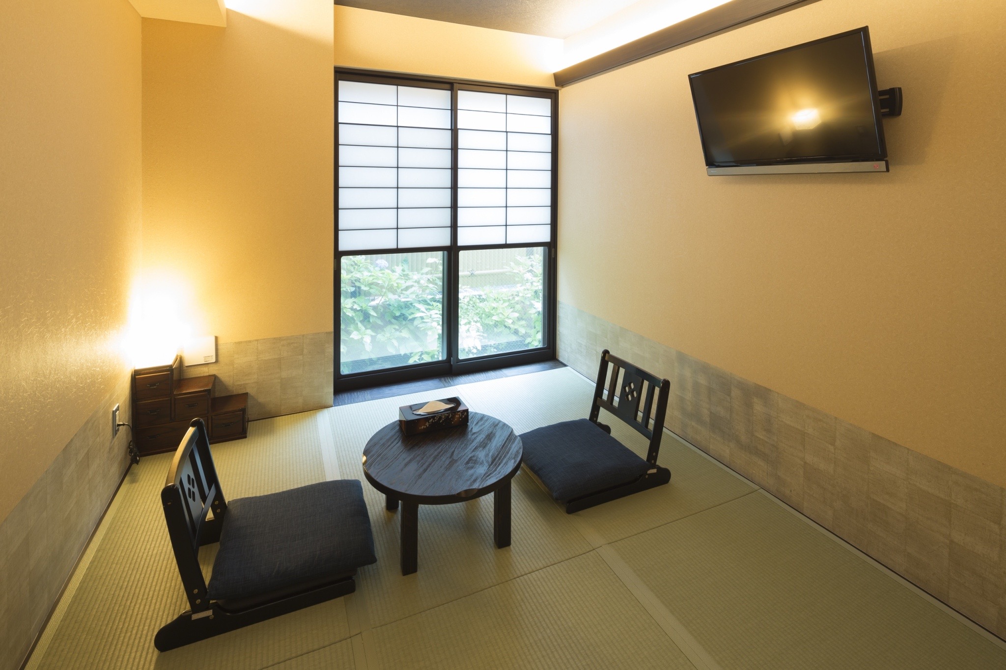 Wagokorohostel Japanese style room with 6 tatami - Ryokans (Japan) for ...
