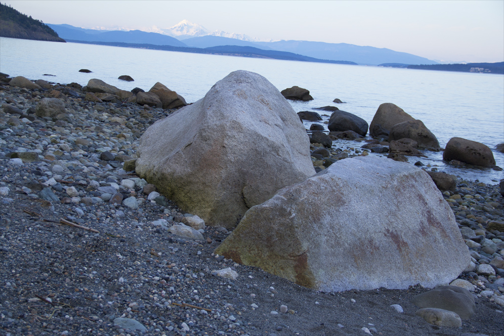 Hobby Farm Remote private island! Escape Seattle! - Houses for Rent in ...