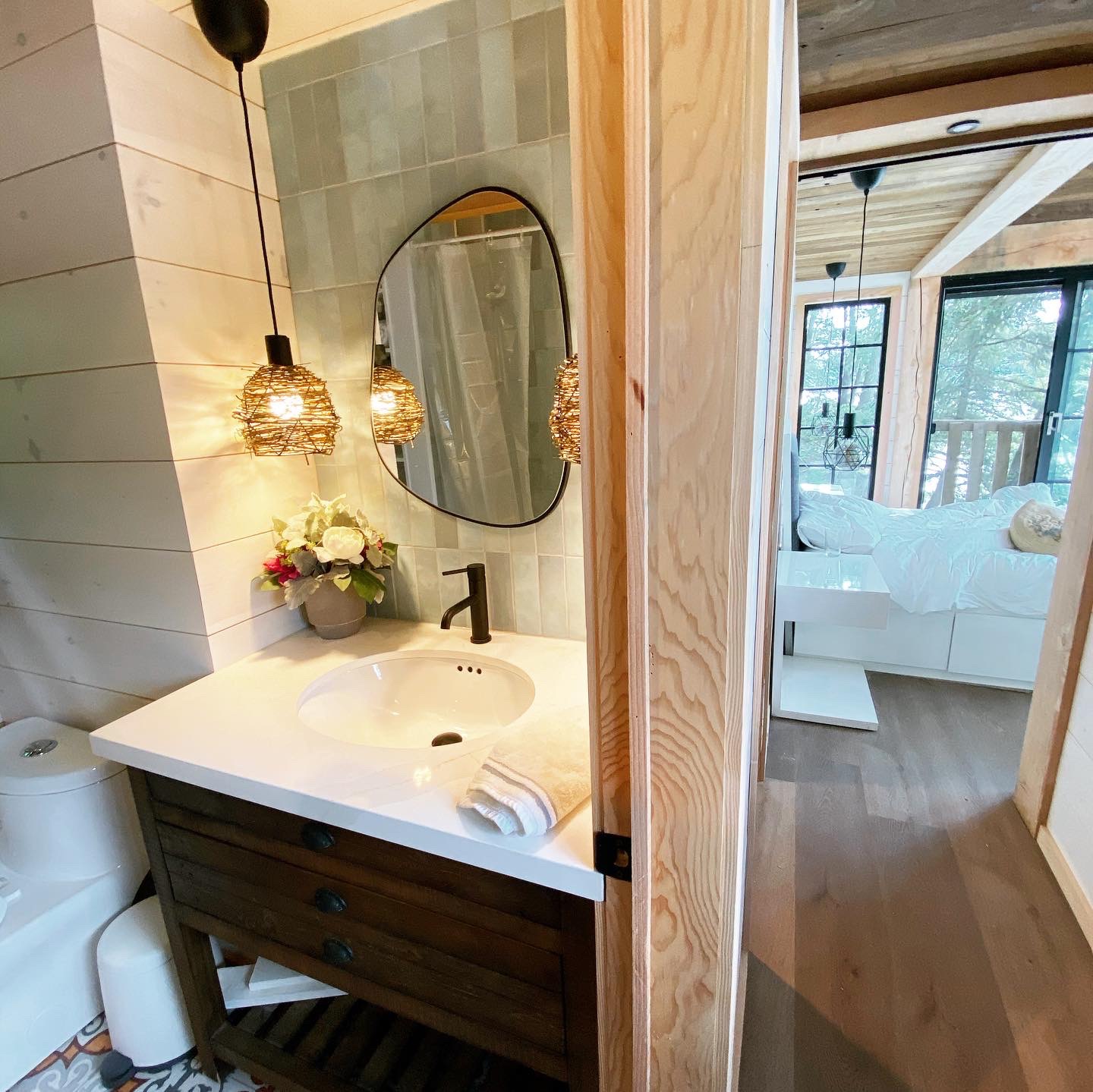 The Water’s Edge ** Unique Muskoka Treehouse ** - Treehouses for Rent ...