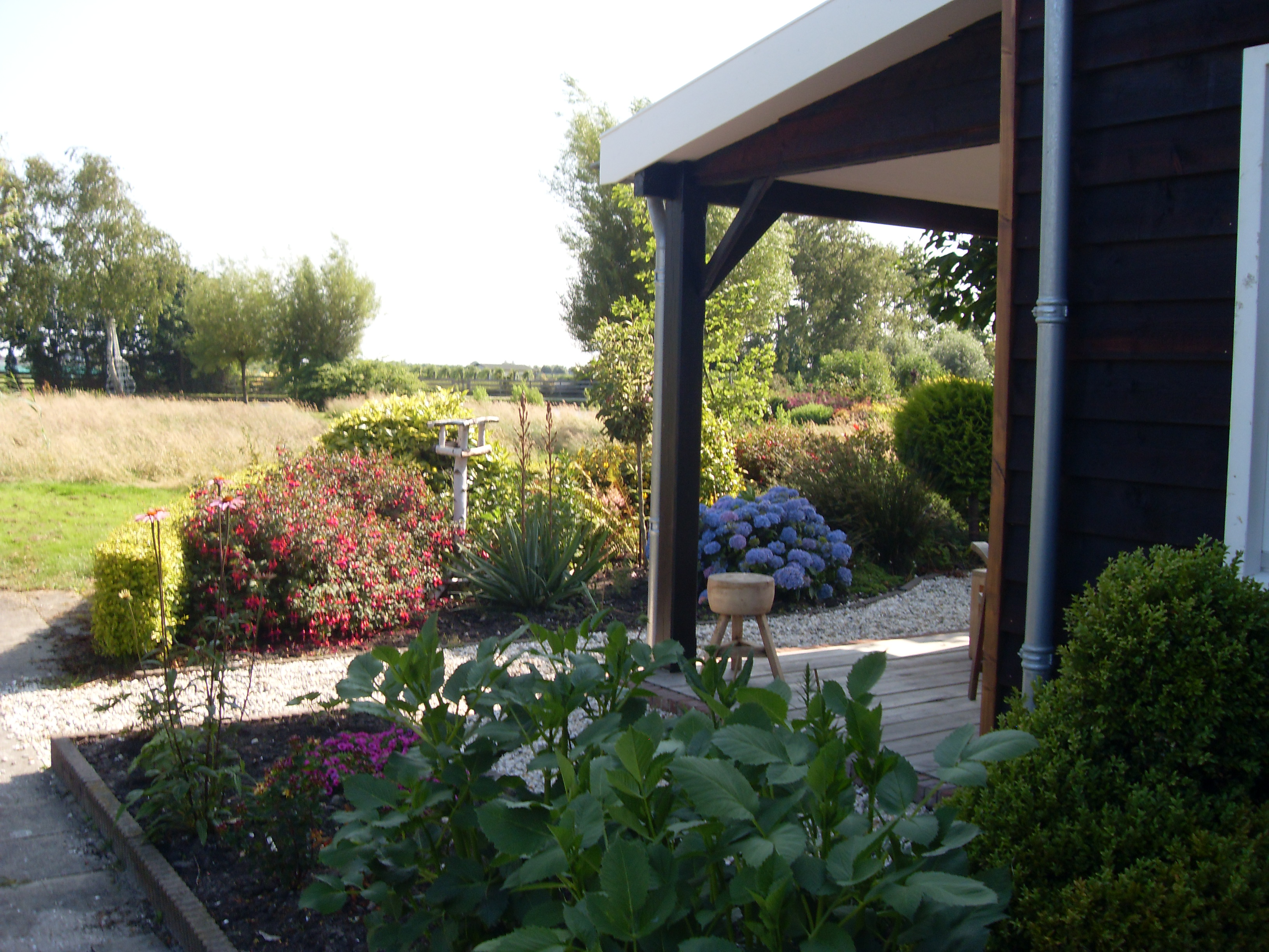 Authentic Dutch cottage - Cabins for Rent in Hazerswoude-Dorp, South ...